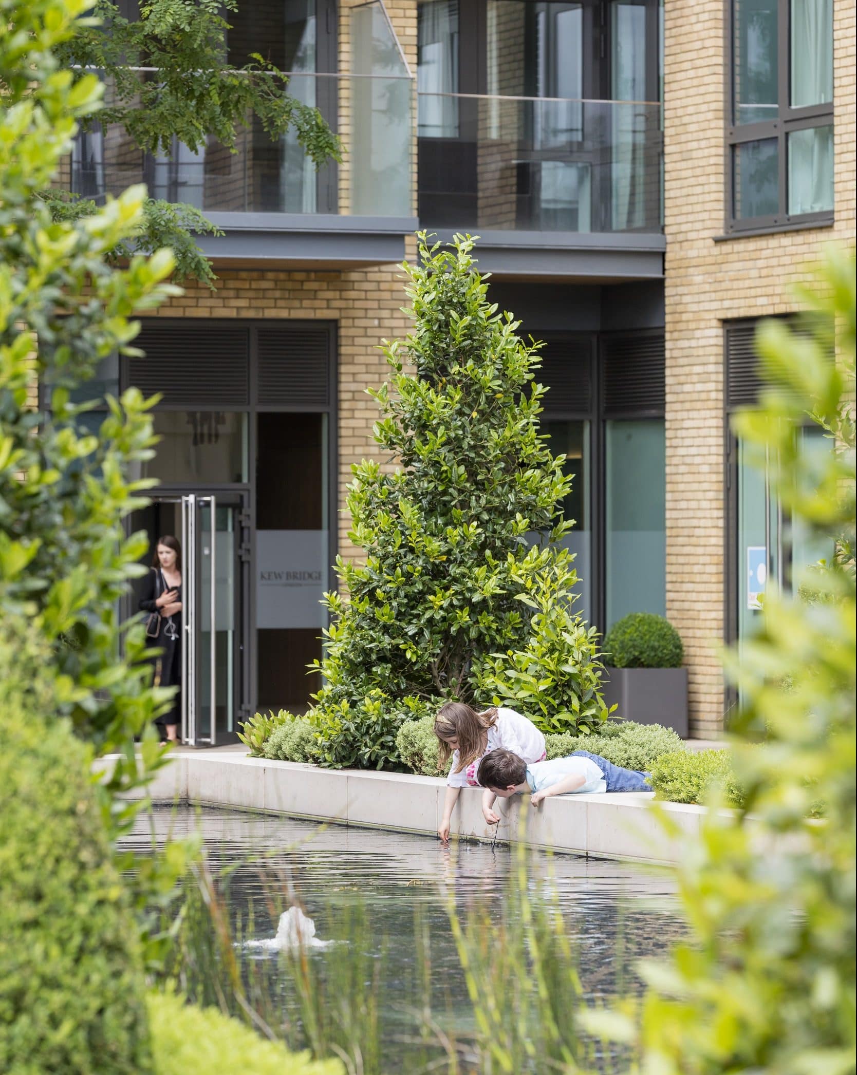 Kew Bridge, Brentford - JTP